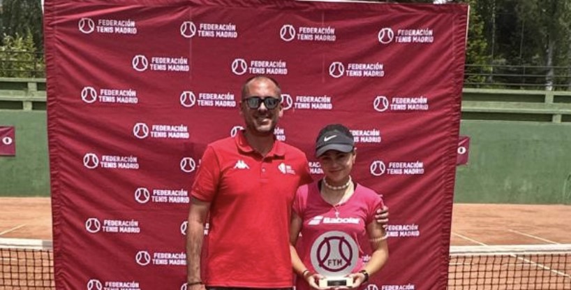 Brianna Ioana Ciocan, campeona de tenis de Madrid en categoría alevín ...